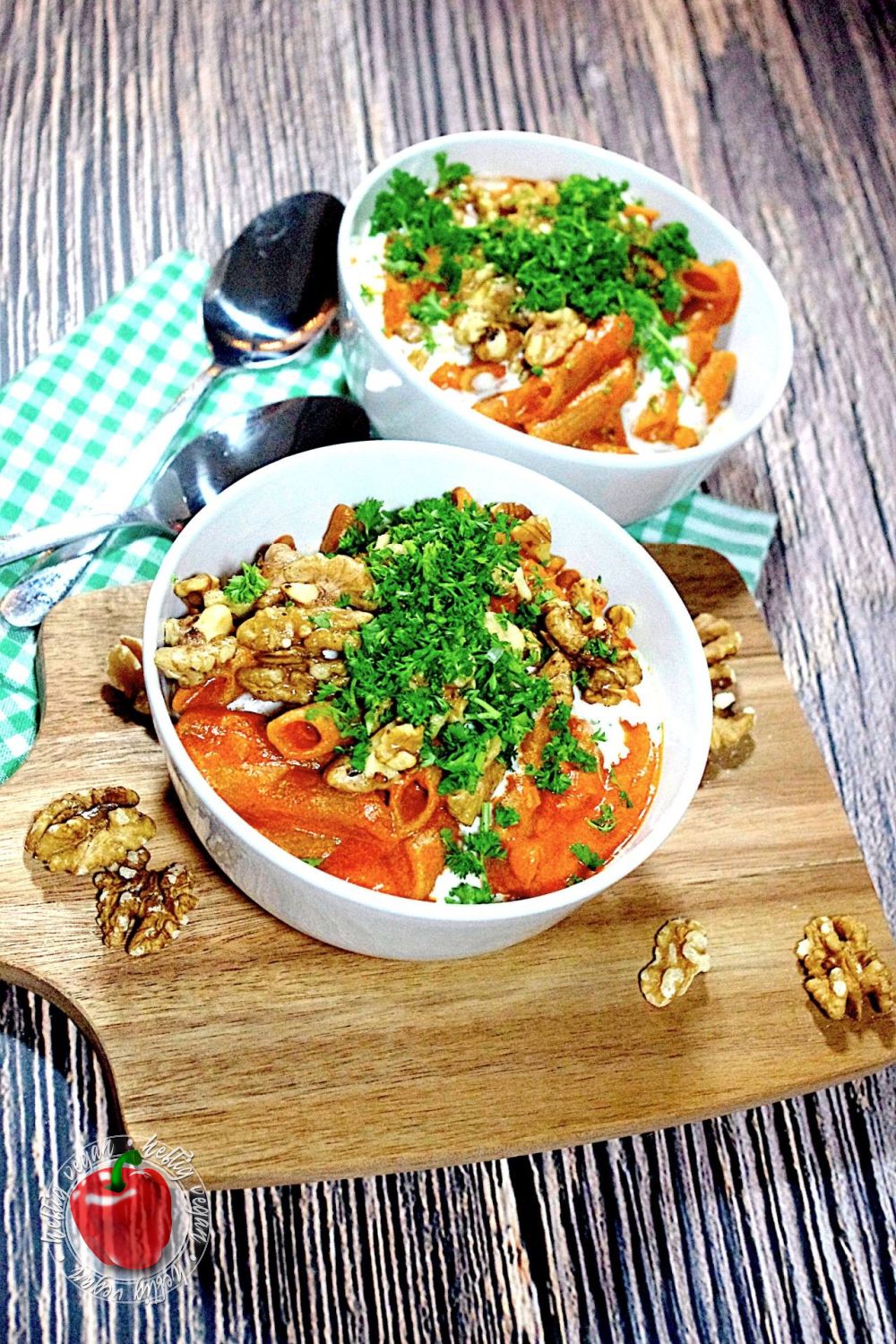 Risotto-Penne mit gerösteten Walnüssen